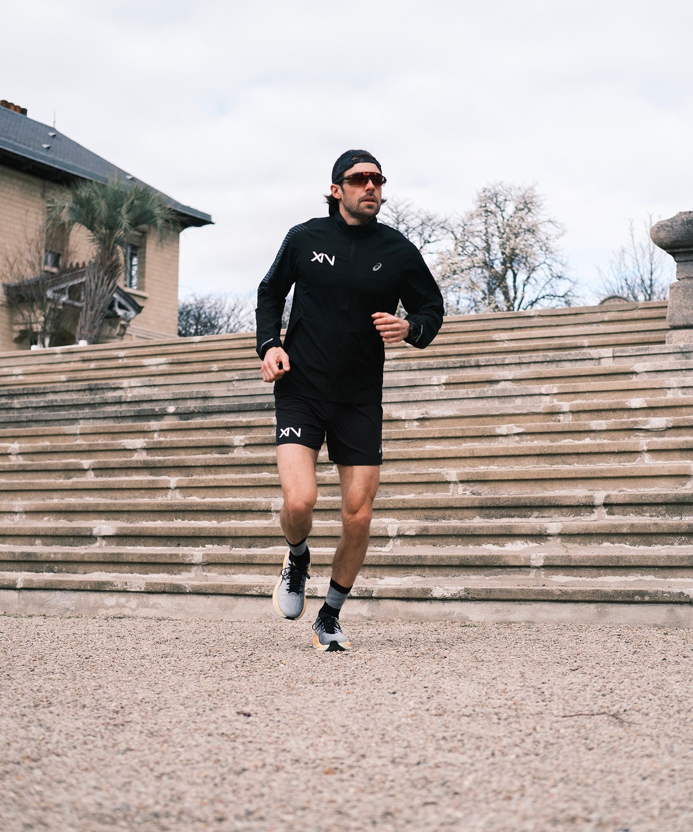 VALENTIN D'HOORE PRÉPARE SON MARATHON DE PARIS 2023 - Quatorze running